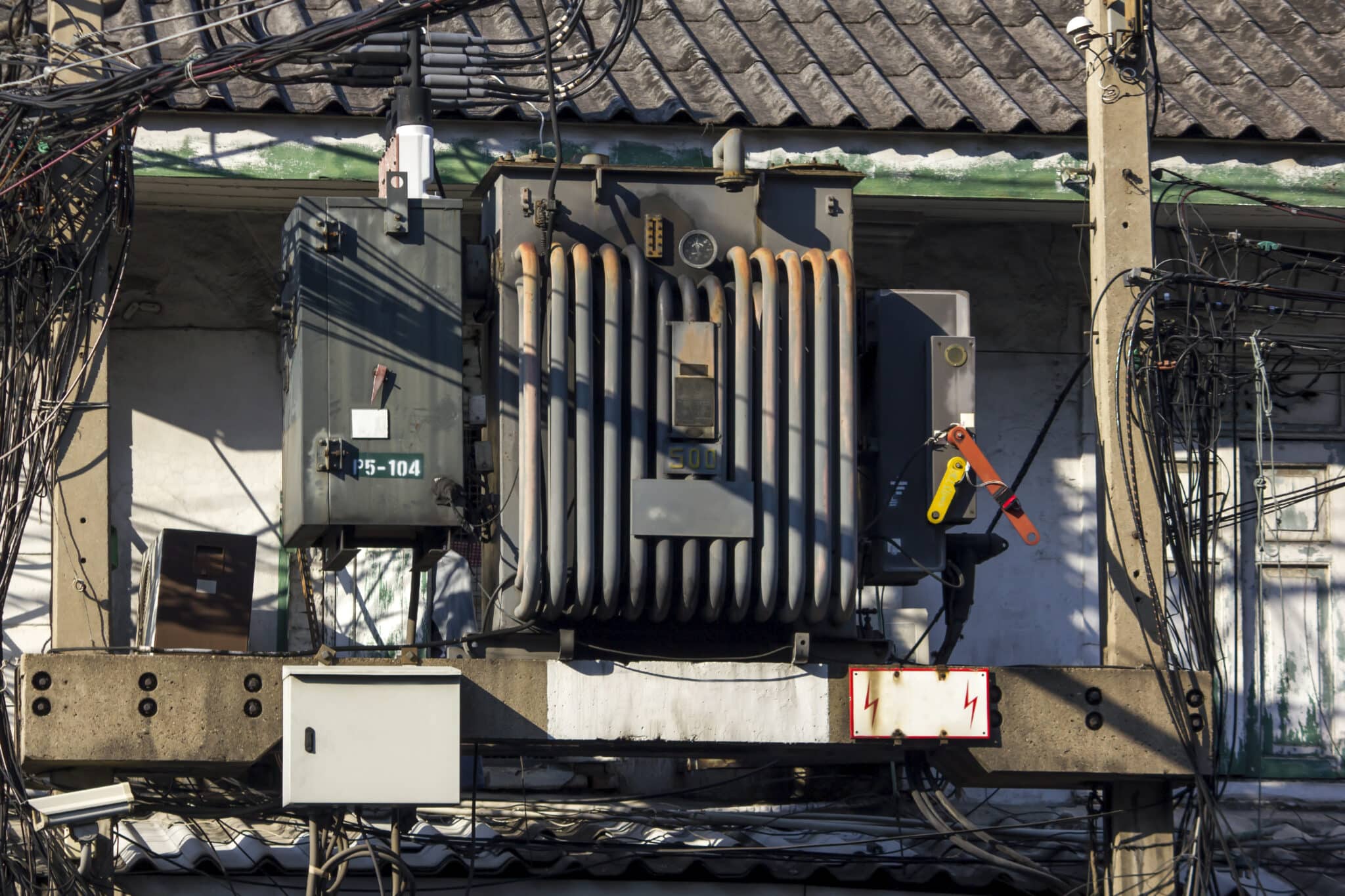 Power Solutions & Services - Powersystems Group Expertise